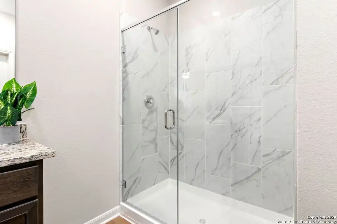 9219 Bennett Frst - Converse, TX | Rent.