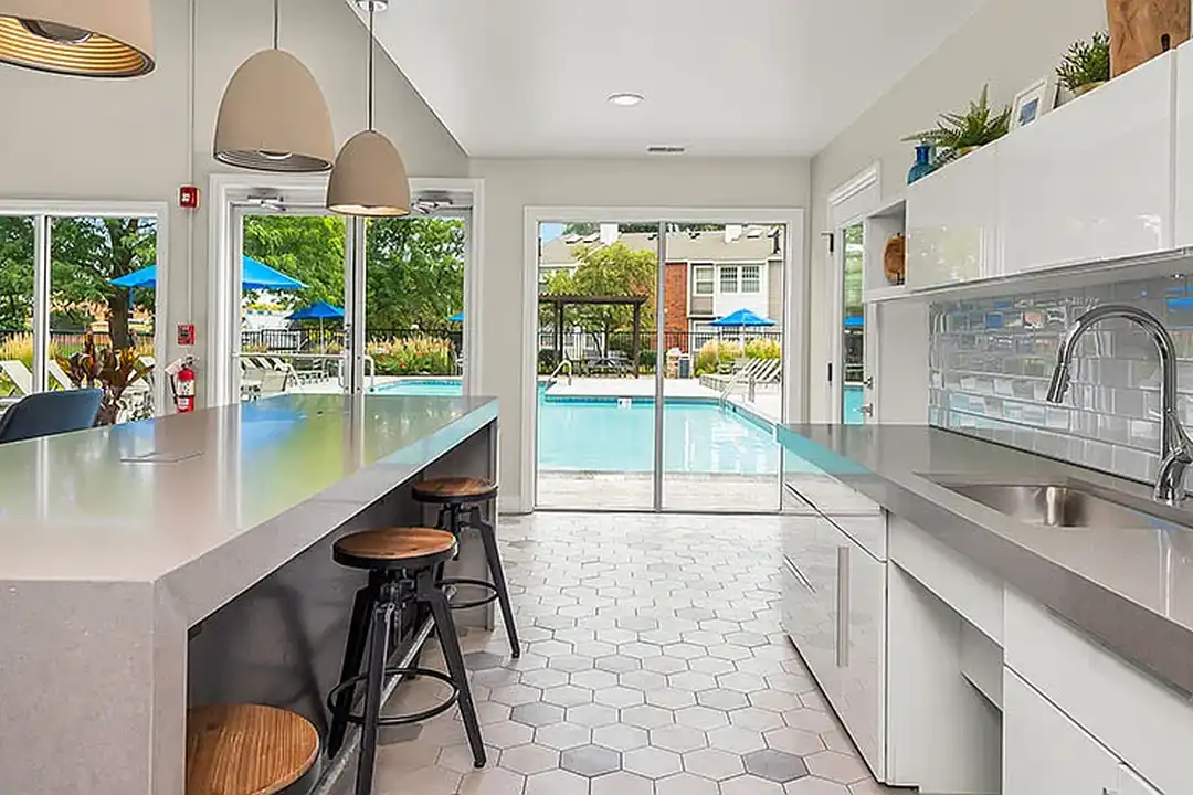 Windscape of Naperville Apartments - 896 Benedetti Dr - Naperville, IL ...