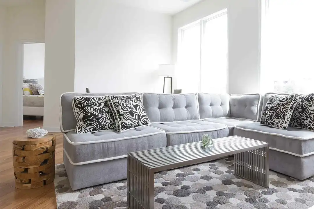 The View - 2 Main St - Edgewater, NJ | Rent.