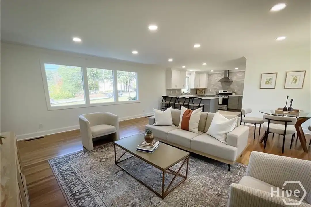 1092 West Lake Dr - Athens, GA | Rent.