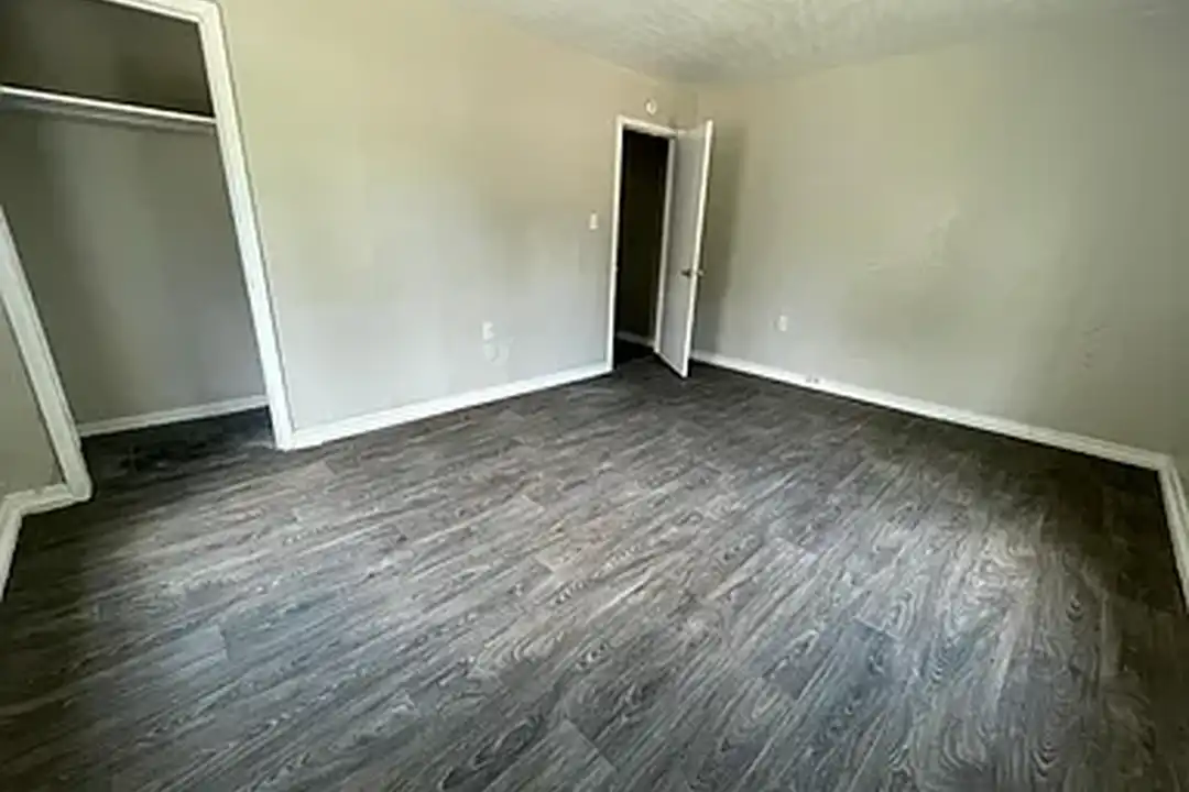 450 Derrick St - Jackson, MS | Rent.