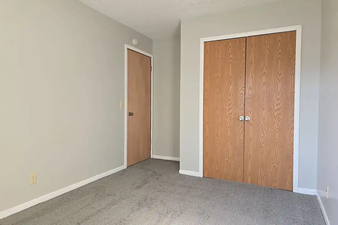 Find Your Next Home At Lightning Hill - 215 Lightning Hill Blvd ...