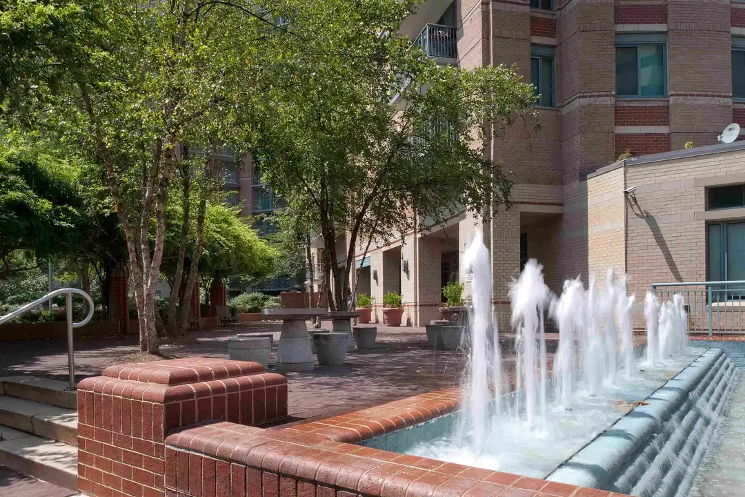 The Metropolitan - 7620 Old Georgetown Rd - Bethesda, MD | Rent.