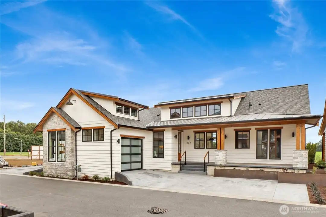 227 Skipping Stone Lp - Lynden, WA | Rent.