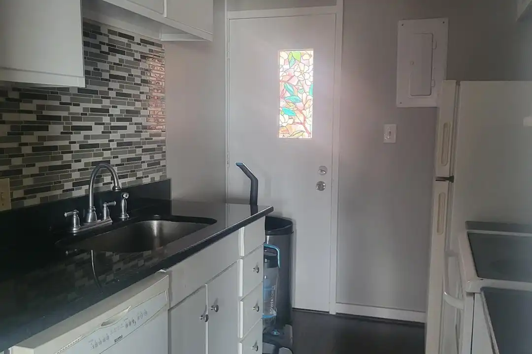 1040 Cherokee Rd unit F5 - Louisville, KY | Rent.