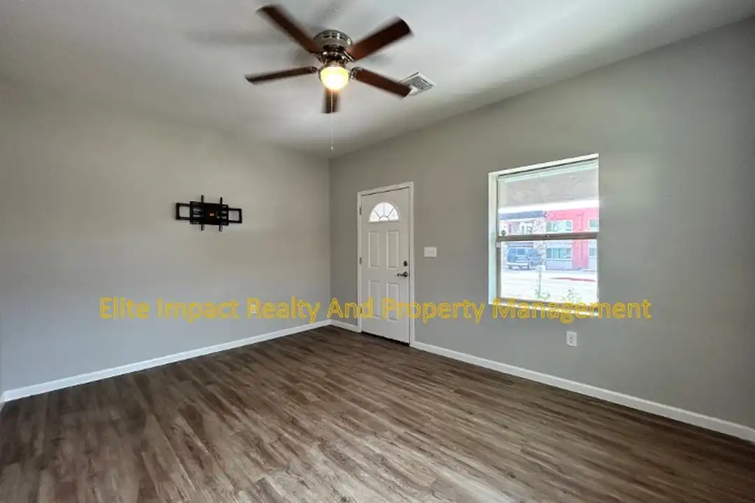 1330 N Tyndall Ave - Tucson, AZ | Rent.