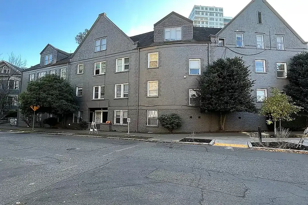 Shannon Apartments - 1220 Boylston Ave - Seattle, WA | Rent.
