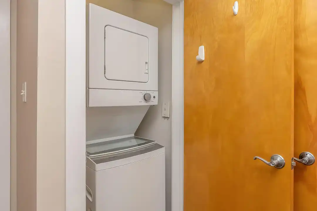 InTown Lofts - 170 Northside Dr SW - Atlanta, GA | Rent.