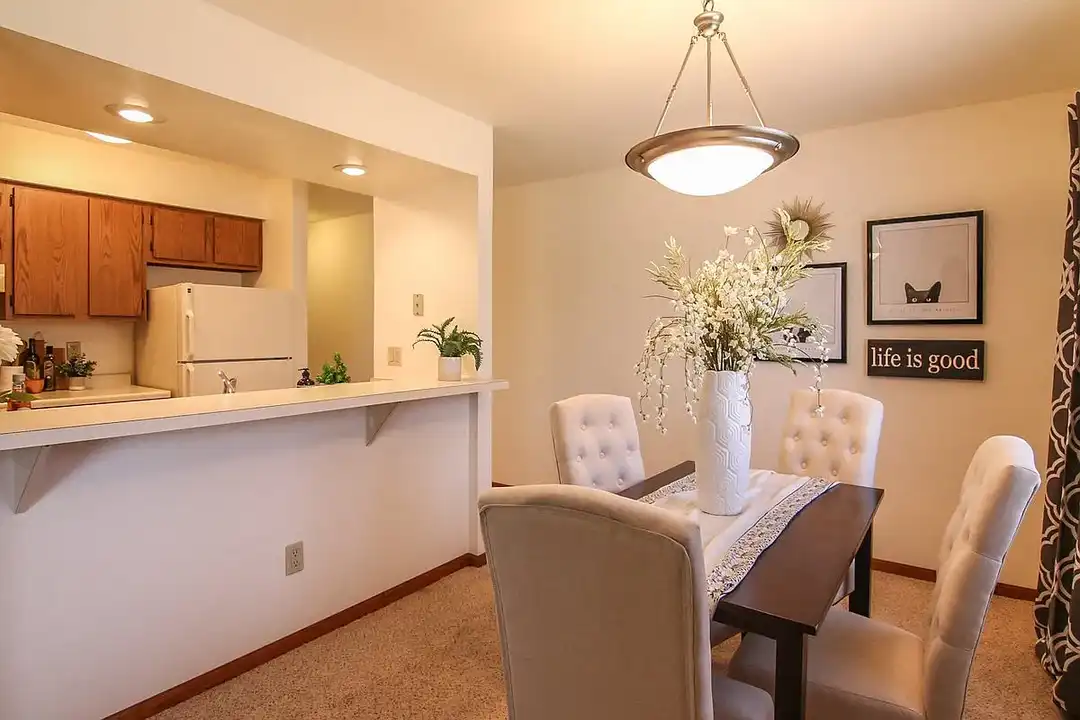 Cherry Tree Crossing - 4725 Hayes Rd - Madison, WI | Rent.