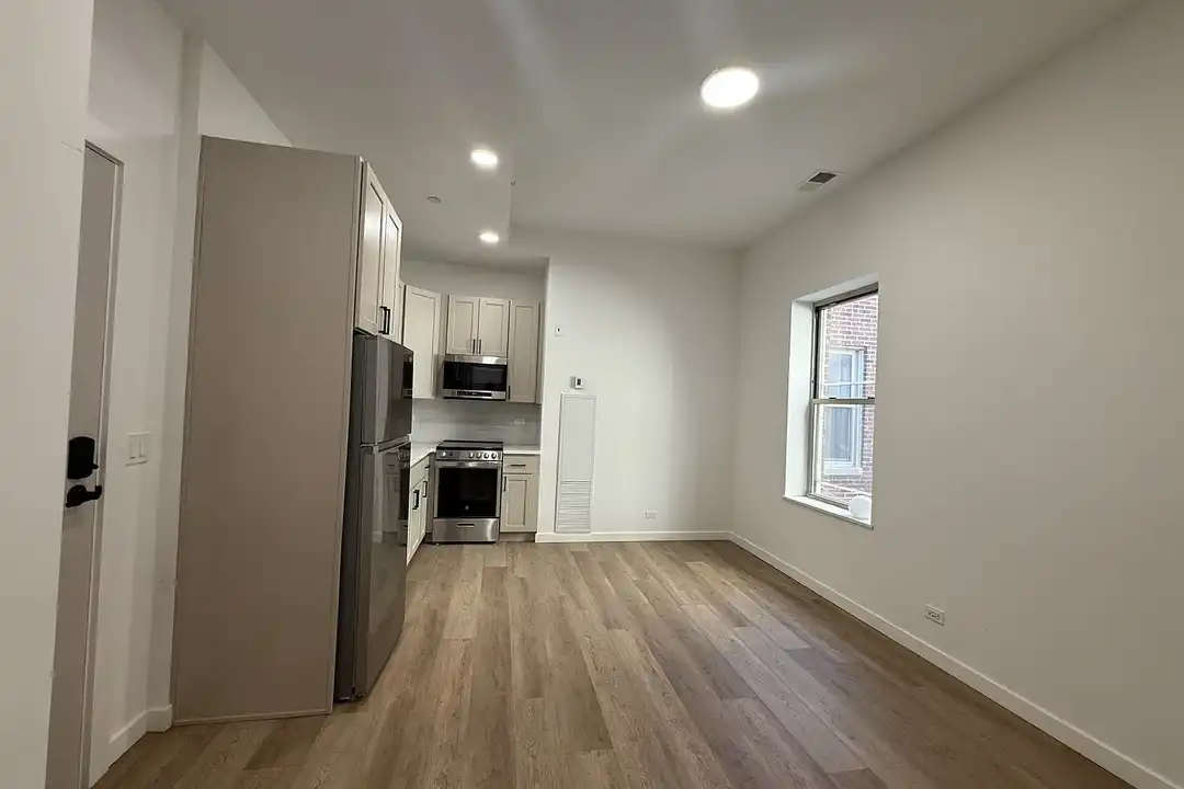 The Nest at Lincoln Park West - 2140 N Lincoln Park W - Chicago, IL | Rent.