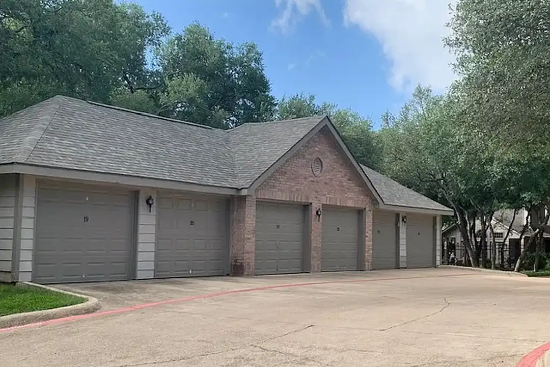 Chappell Oaks Apartments - 200 Lake Rd - Belton, TX | Rent.