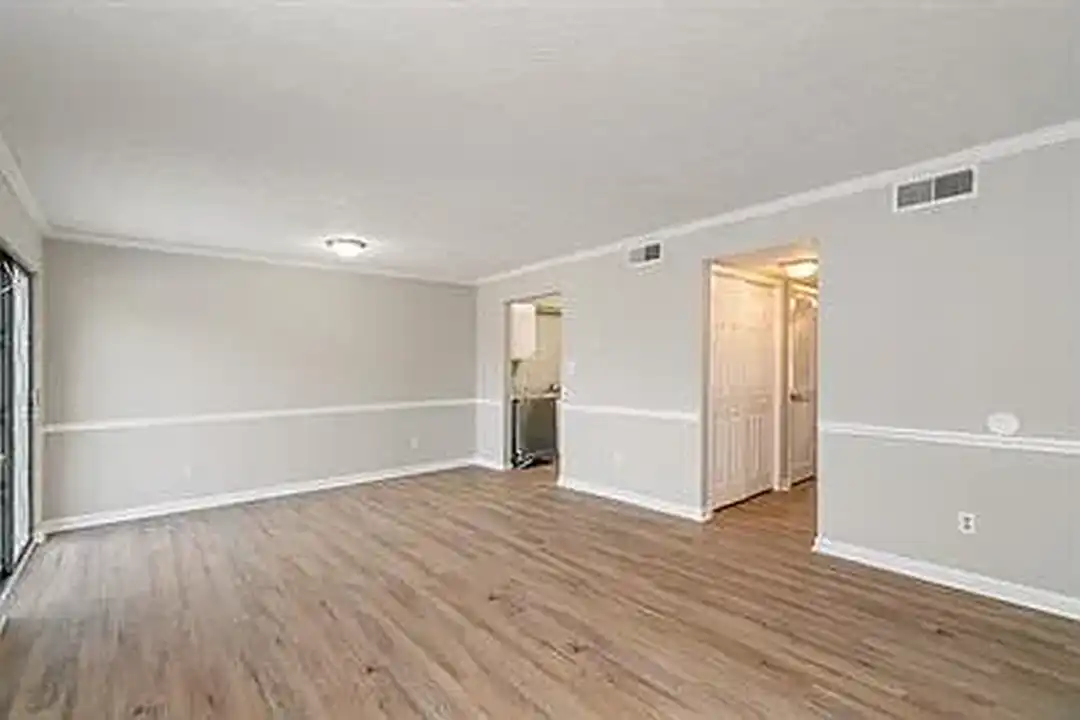 Chestnut Commons - 38 W Norris Rd - Norris, TN | Rent.