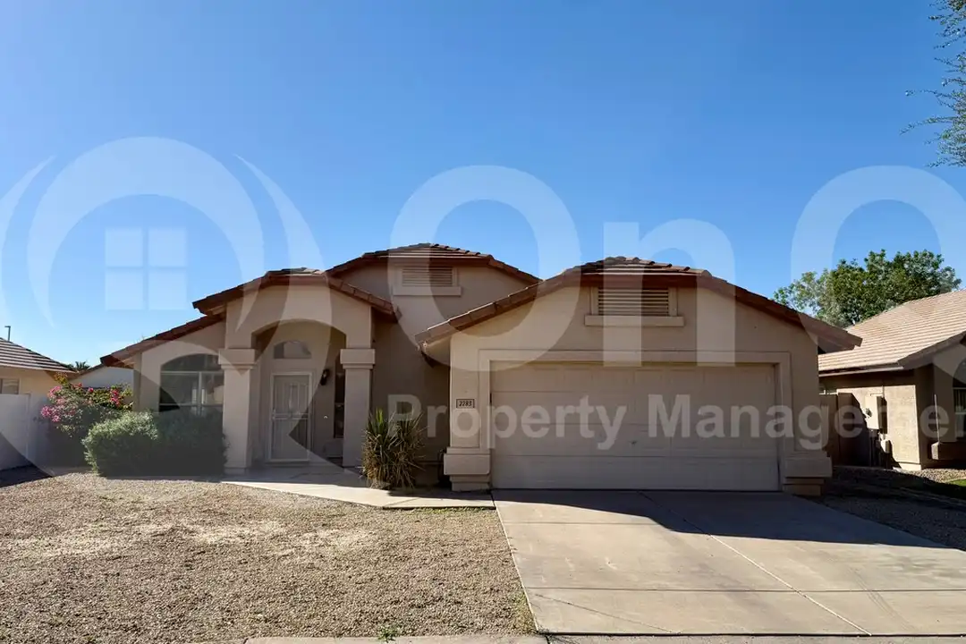 2283 E Smoke Tree Rd - Gilbert, AZ | Rent.
