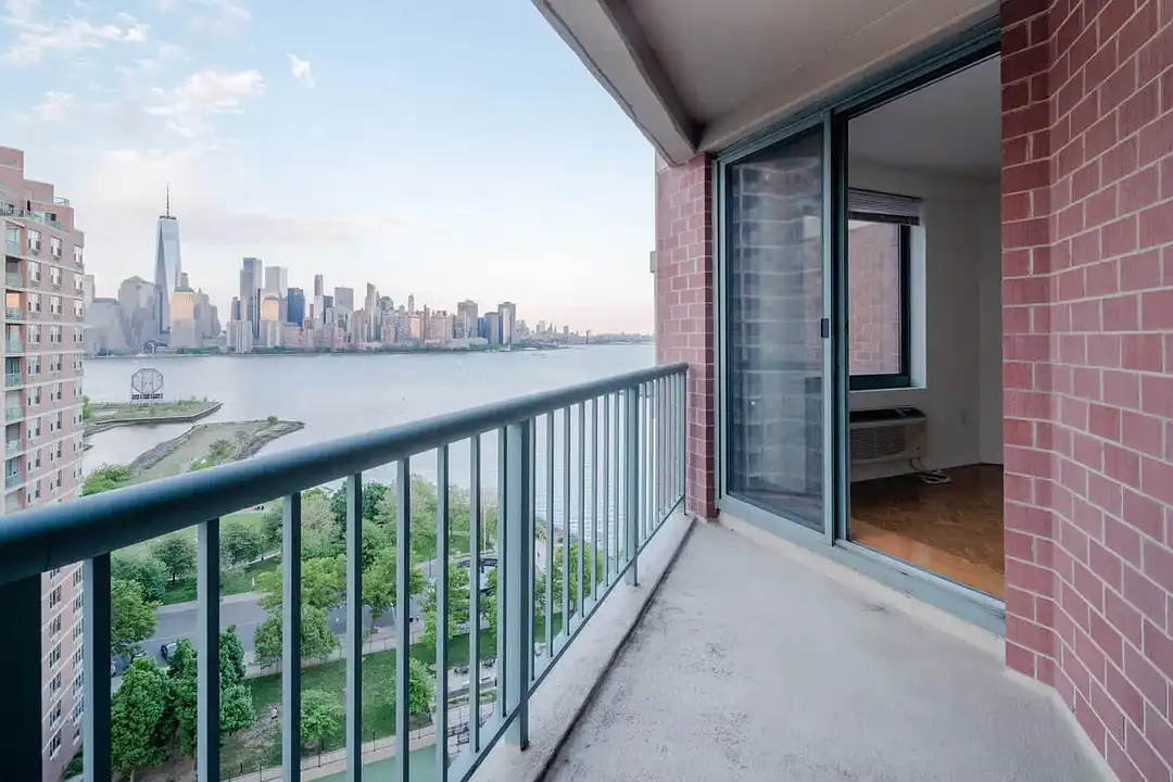 Portside Towers - 155 Washington St - Jersey City, NJ | Rent.