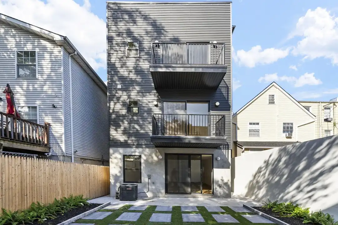 166 New York Ave unit 1 - Jersey City, NJ | Rent.