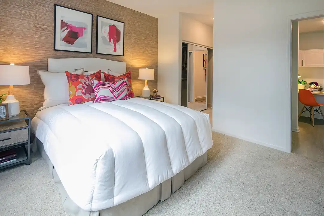 Del Rio Apartment Homes - 2288 Fenton Pkwy - San Diego, CA | Rent.