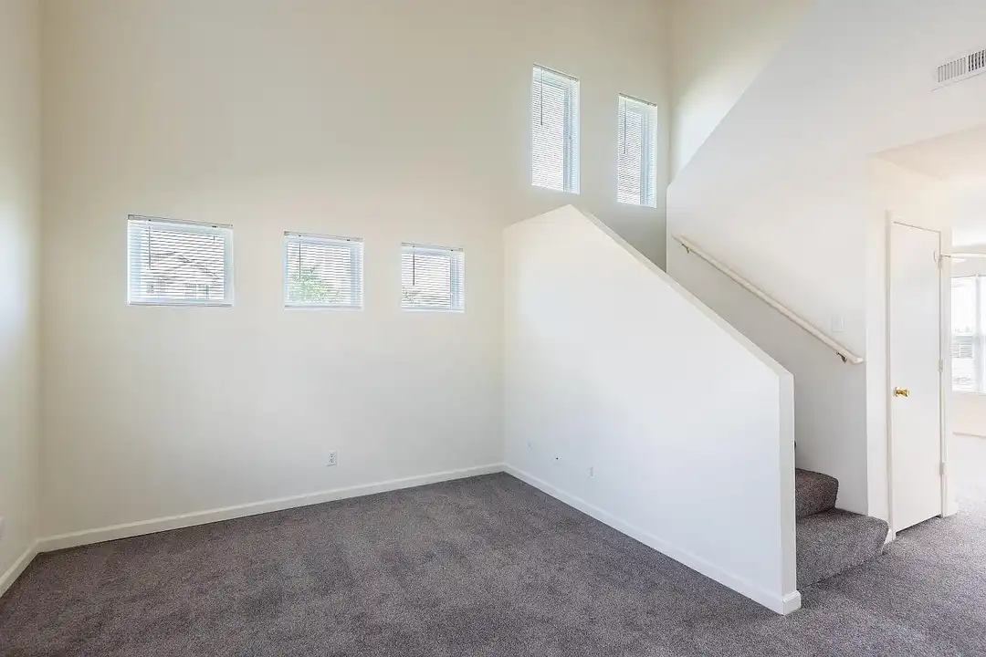 Rising View - 3116 Lockbourne Dr - Bellevue, NE | Rent.