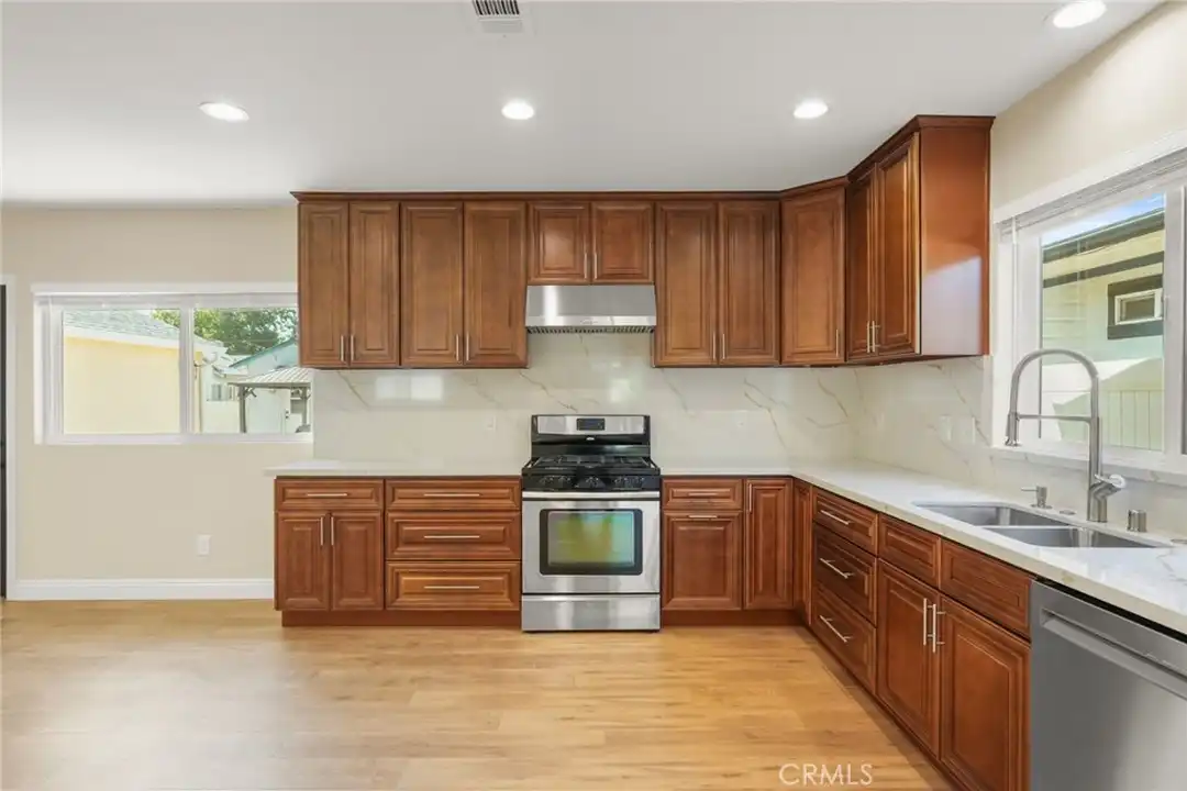 17121 Kingsbury St unit 17121 - Los Angeles, CA | Rent.