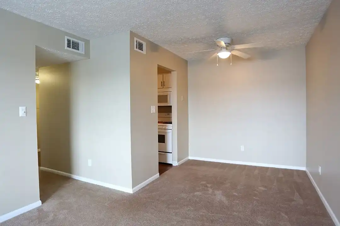 Stadium View Apartments - 858 Kinnear Rd - Columbus, OH | Rent.