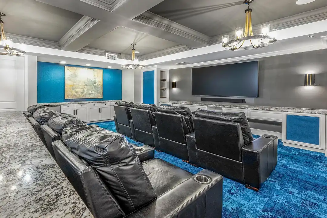 Peridot Palms - 10601 Gandy Blvd N - Saint Petersburg, FL | Rent.