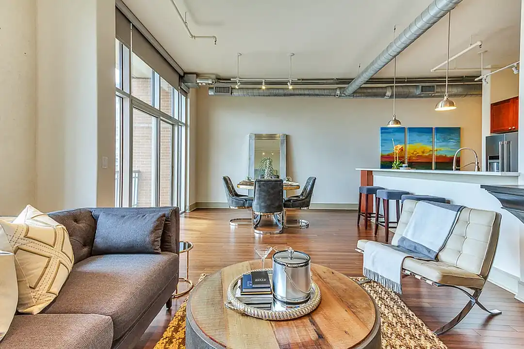 The Ashton - 2215 Cedar Springs Rd - Dallas, TX | Rent.