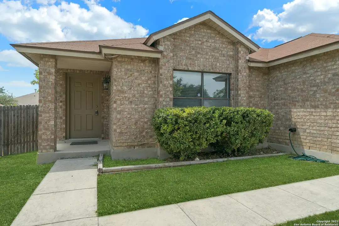 5007 Shara Mist - San Antonio, TX | Rent.
