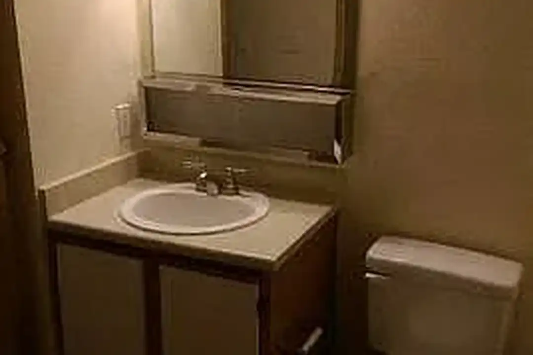 Emerald Pointe Apartments - 1405 Clearbrook Dr SE - Lacey, WA | Rent.