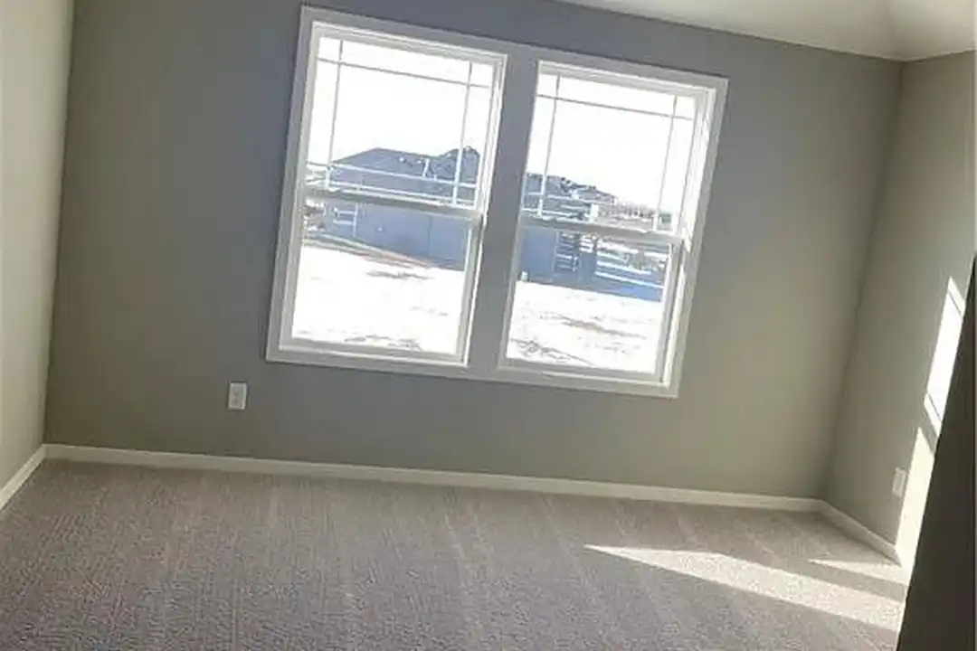 18337 Caenen St - Bucyrus, KS | Rent.