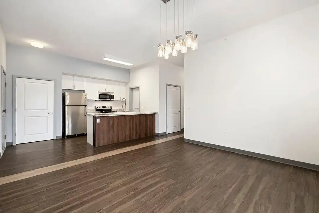 SoEl District Lofts - 430 E Elm St - Springfield, MO | Rent.
