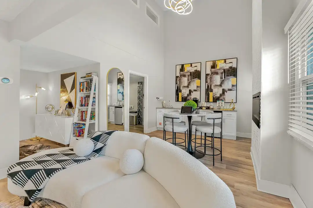 The Palms at Casselberry - 400 Sandpiper Ln - Casselberry, FL | Rent.