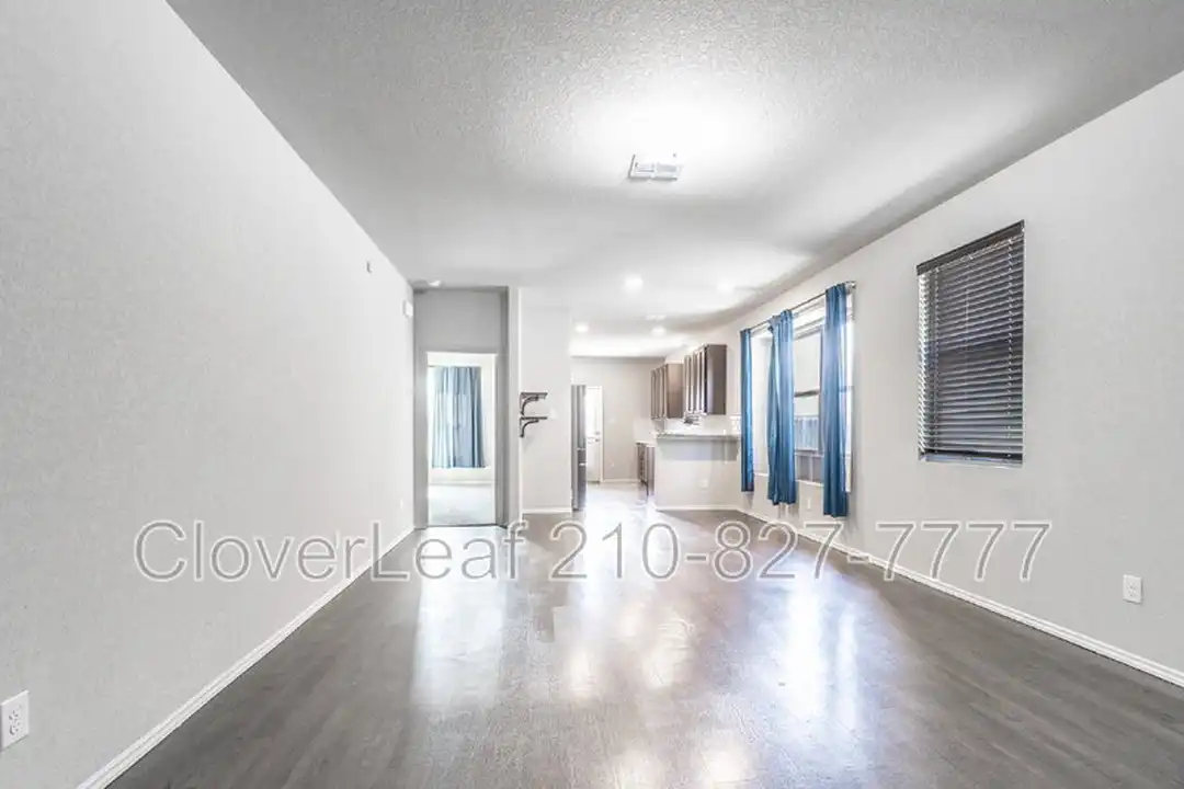 2450 Dry Moss Way - San Antonio, TX | Rent.