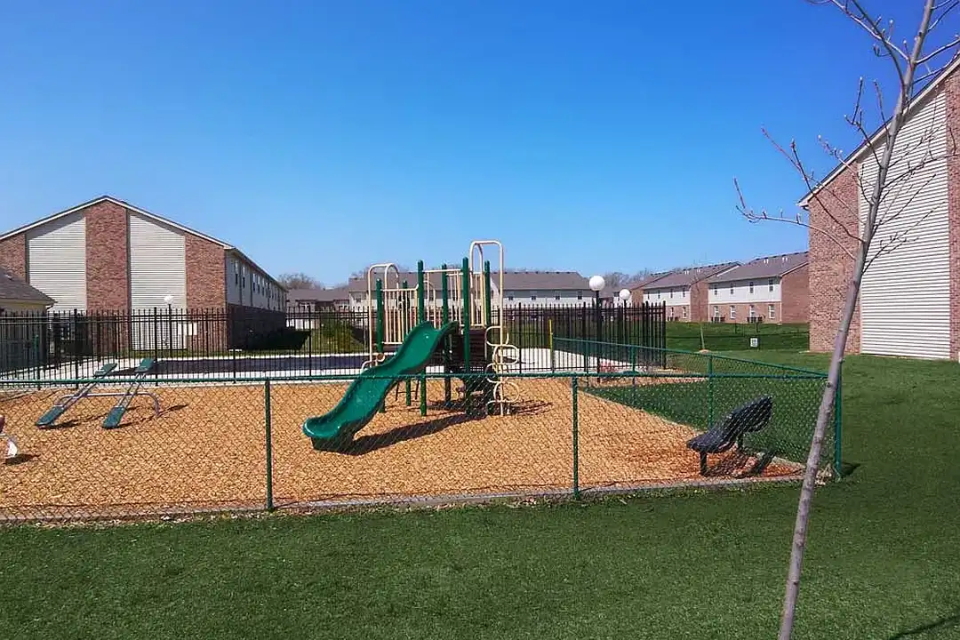 Maple Tree Apartments - 1405 W 18th St - La Porte, IN | Rent.