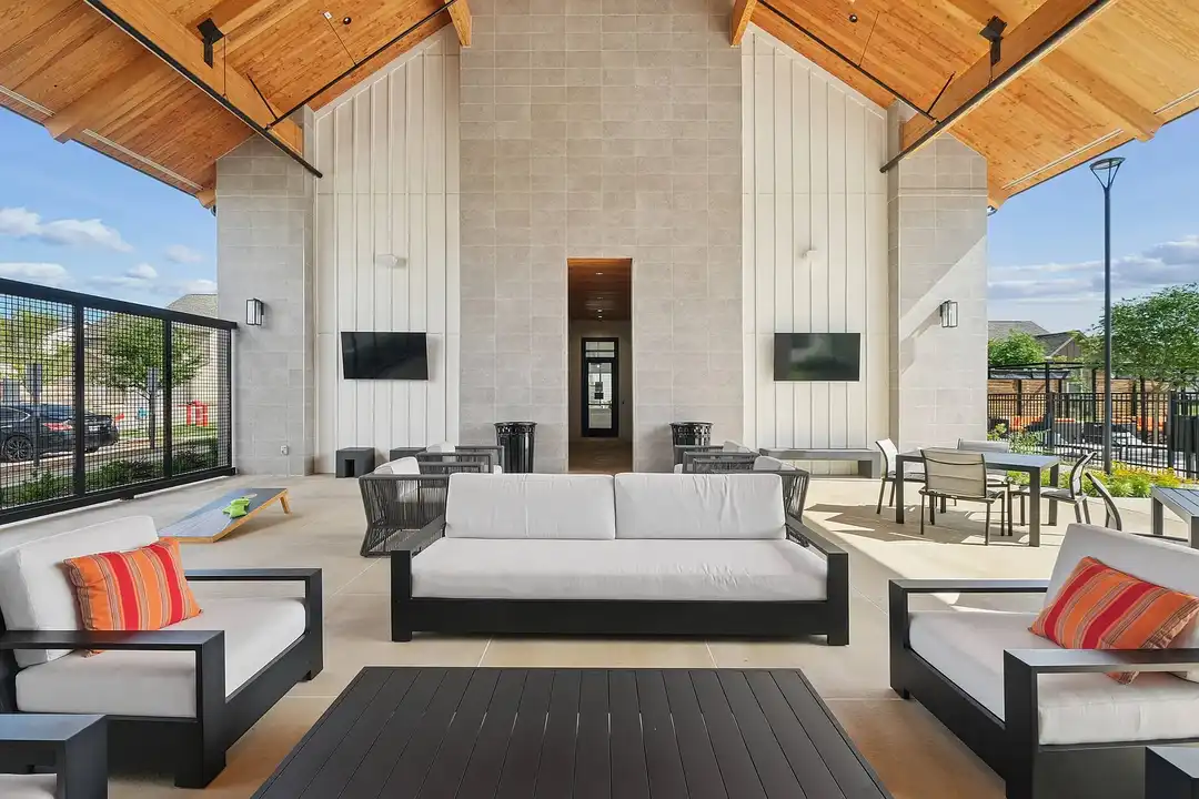 Avendale Painted Tree - 2600 N Lake Forest Dr - McKinney, TX | Rent.