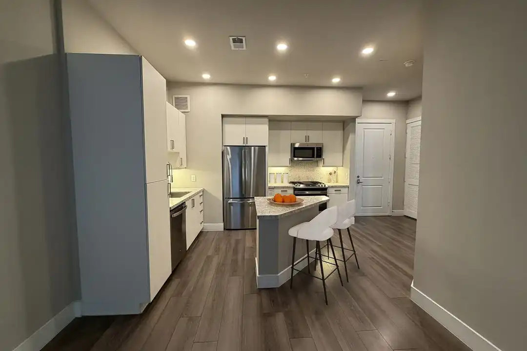 Broadstone Memorial Park - 7655 Washington Ave - Houston, TX | Rent.