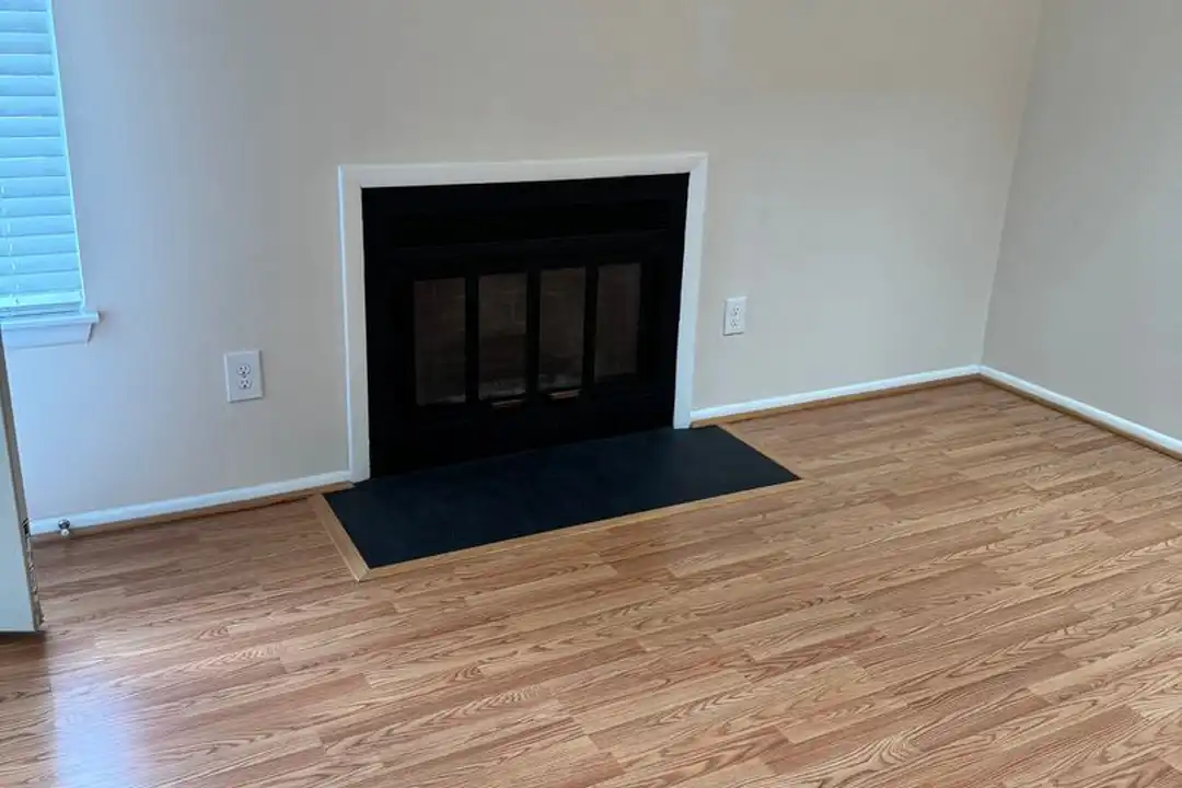 4254 Thalia Station Cir - Virginia Beach, VA | Rent.