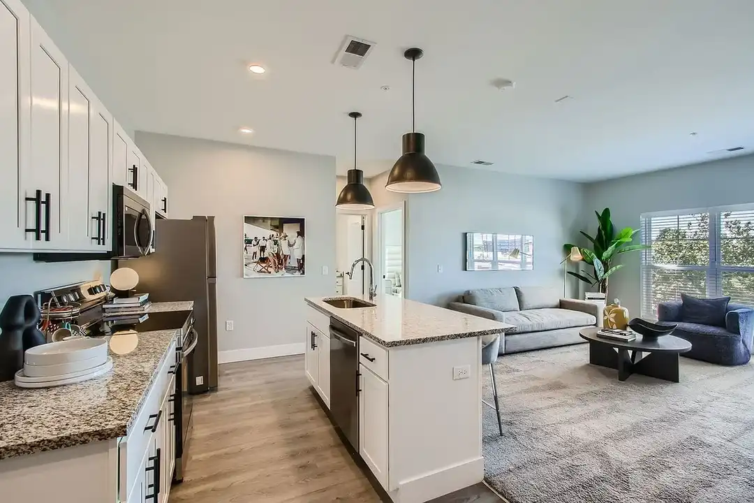 The Kingston - 3181 Northwest Blvd - Upper Arlington, OH | Rent.