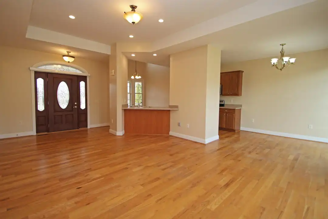 17888 Mountain Valley Rd - New Market, VA | Rent.