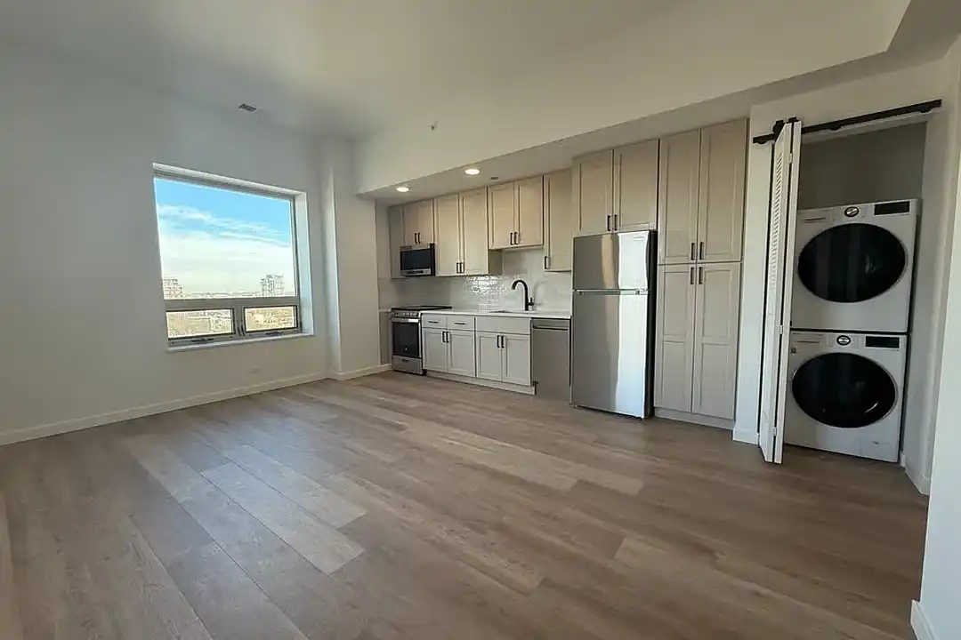 The Nest at Lincoln Park West - 2140 N Lincoln Park W - Chicago, IL | Rent.