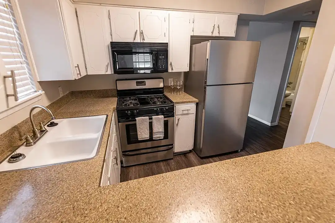 The Rosedale - 2211 W North Loop Blvd - Austin, TX | Rent.