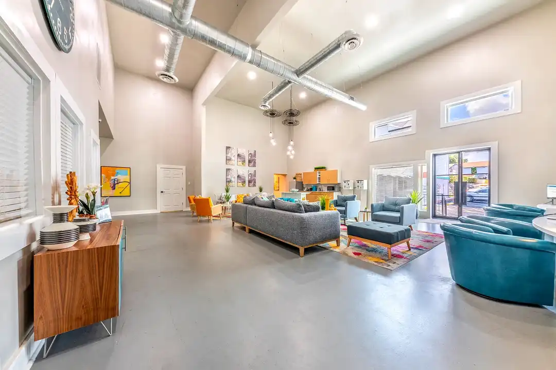 Alister Apartments - 1845 Burton Dr - Austin, TX | Rent.