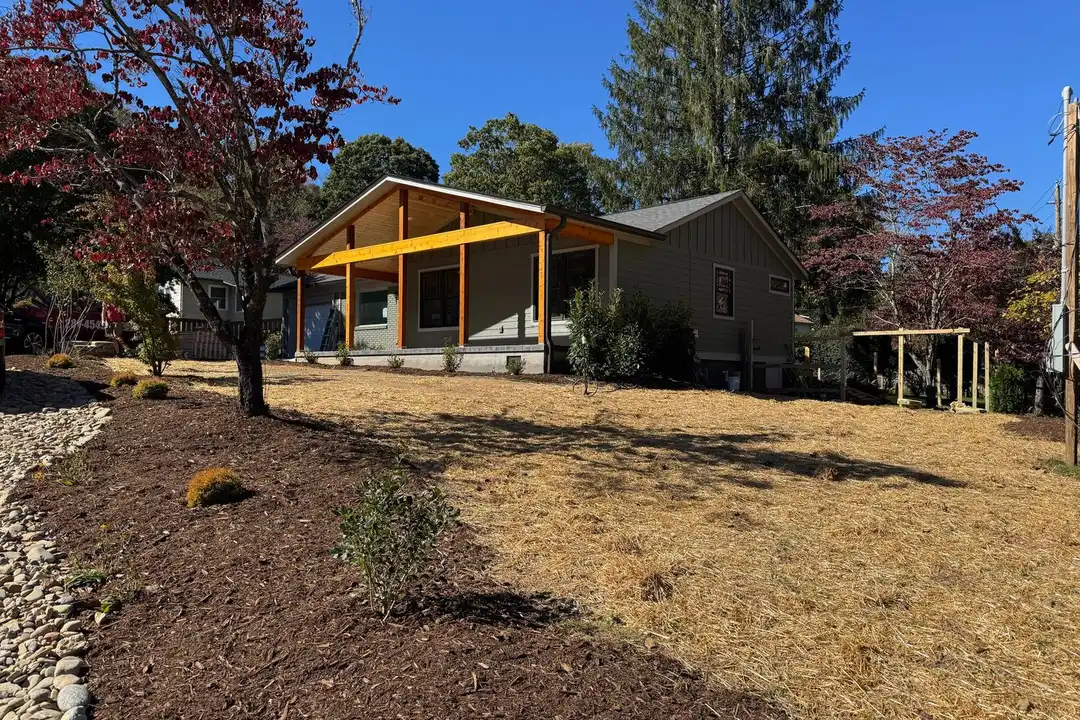 100 Beech St - Black Mountain, NC | Rent.