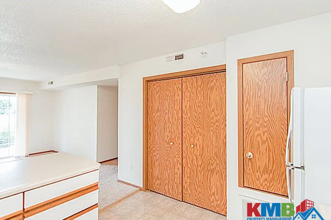 57 Westside Dr - Iowa City, IA | Rent.