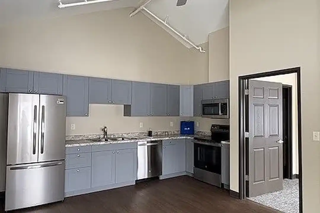Grace Woodlands - 3214 Gala St - Eau Claire, WI | Rent.