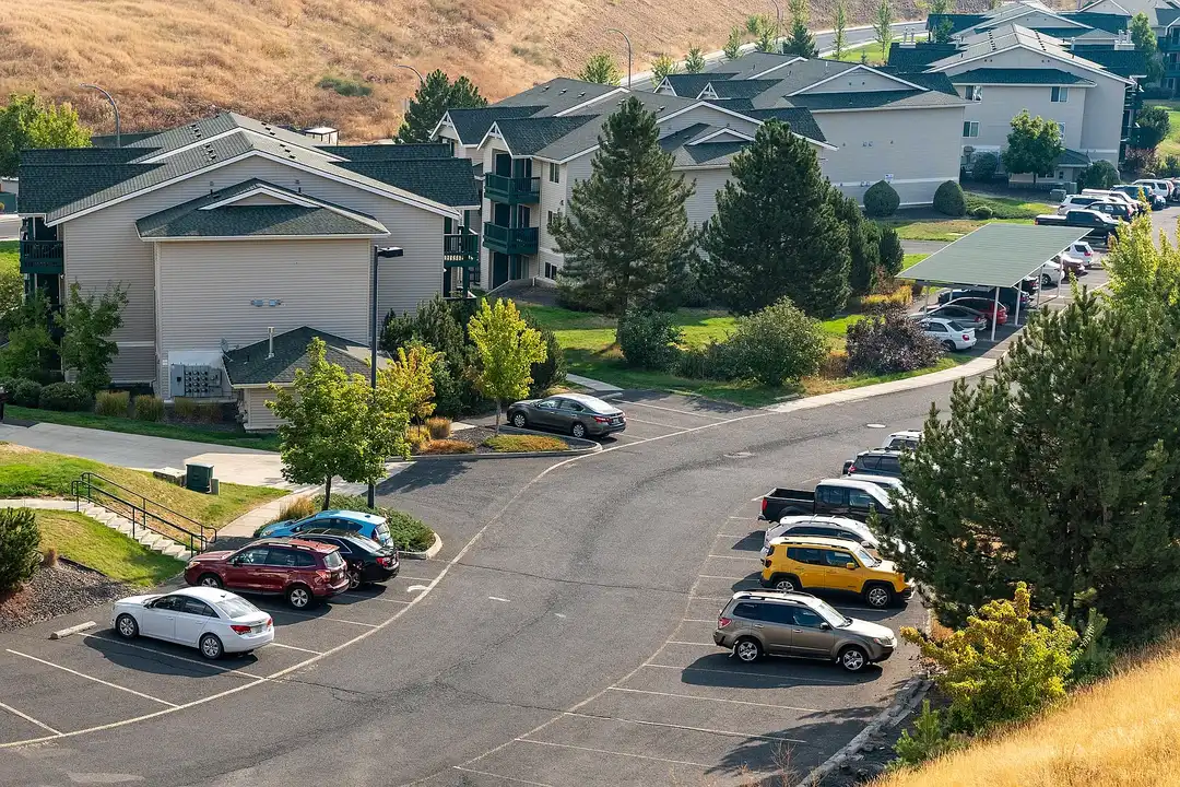 Maple Valley Apartments - 2290 NE Westwood Dr - Pullman, WA | Rent.
