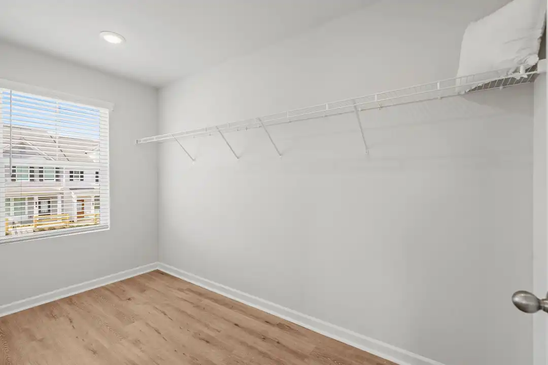 7429 Eaveswell St - Flowery Branch, GA | Rent.