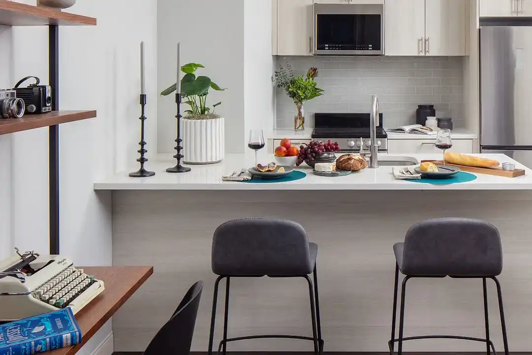 One City - 1401 Arch St - Philadelphia, PA | Rent.