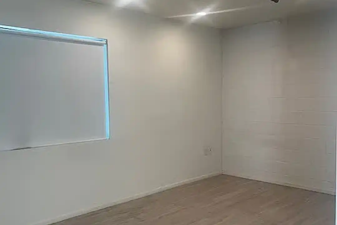 The Flash - 902 S 6th Ave - Tucson, AZ | Rent.