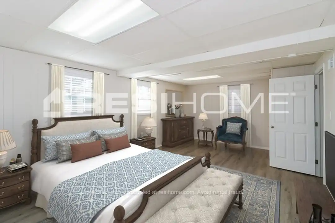 7000 Ledgewood Dr - Forest Park, GA | Rent.