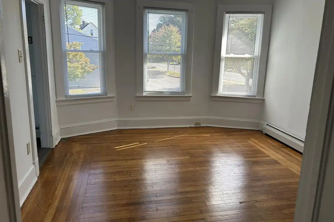 333 E Center St unit 2ND - Manchester, CT | Rent.