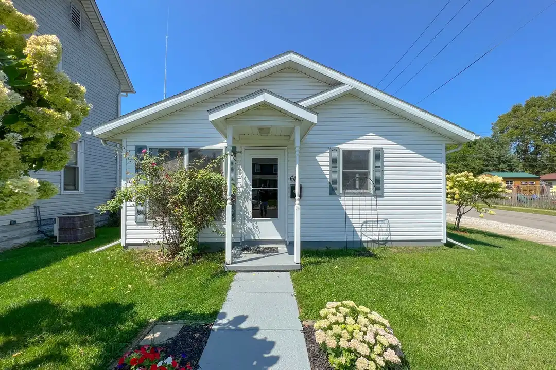 681 Maple Ave - Newark, OH | Rent.